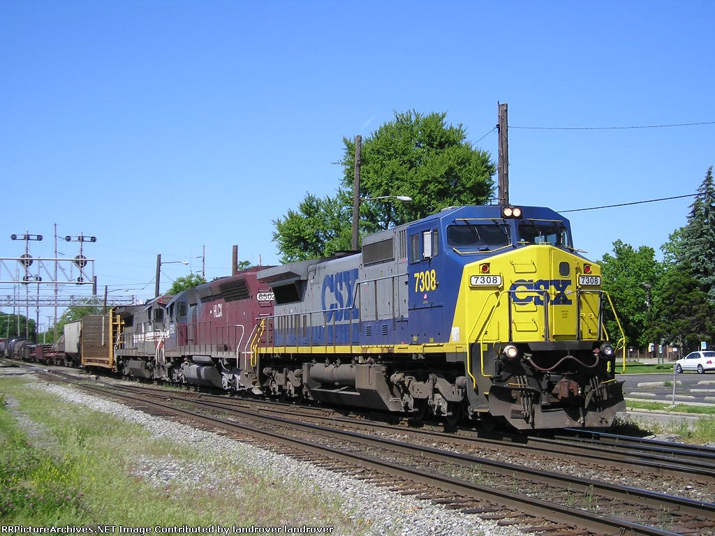 CSXT 7308 On CSX Q 375-20 Southbound